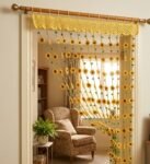 Flower Curtain Pattern with Crocheted Leaves – Yarn and Fabric